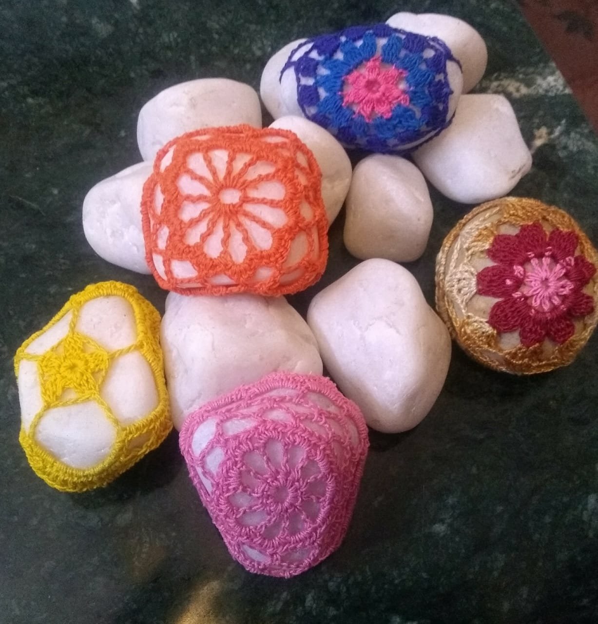 Crochet precious pebbles » Crochet Krafts